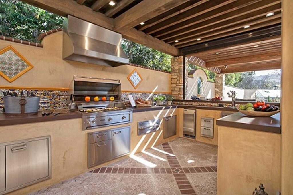 50 Stunning Big Outdoor Kitchen Ideas for Dreamy Backyard Cooking