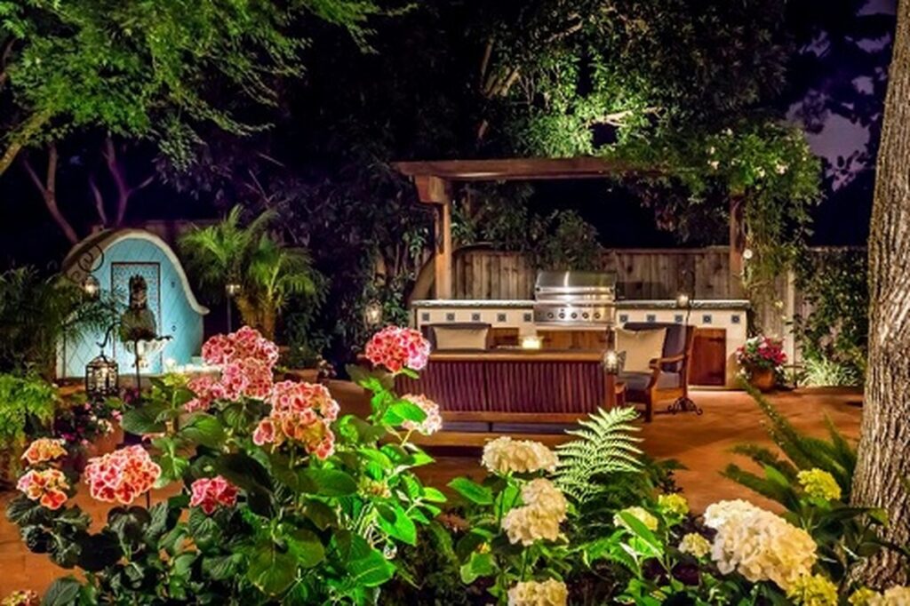 50 Stunning Big Outdoor Kitchen Ideas for Dreamy Backyard Cooking