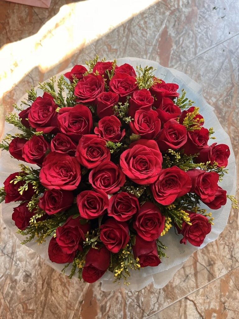 25 Powerful Flowers That Represent Strength - Nature's Warriors!