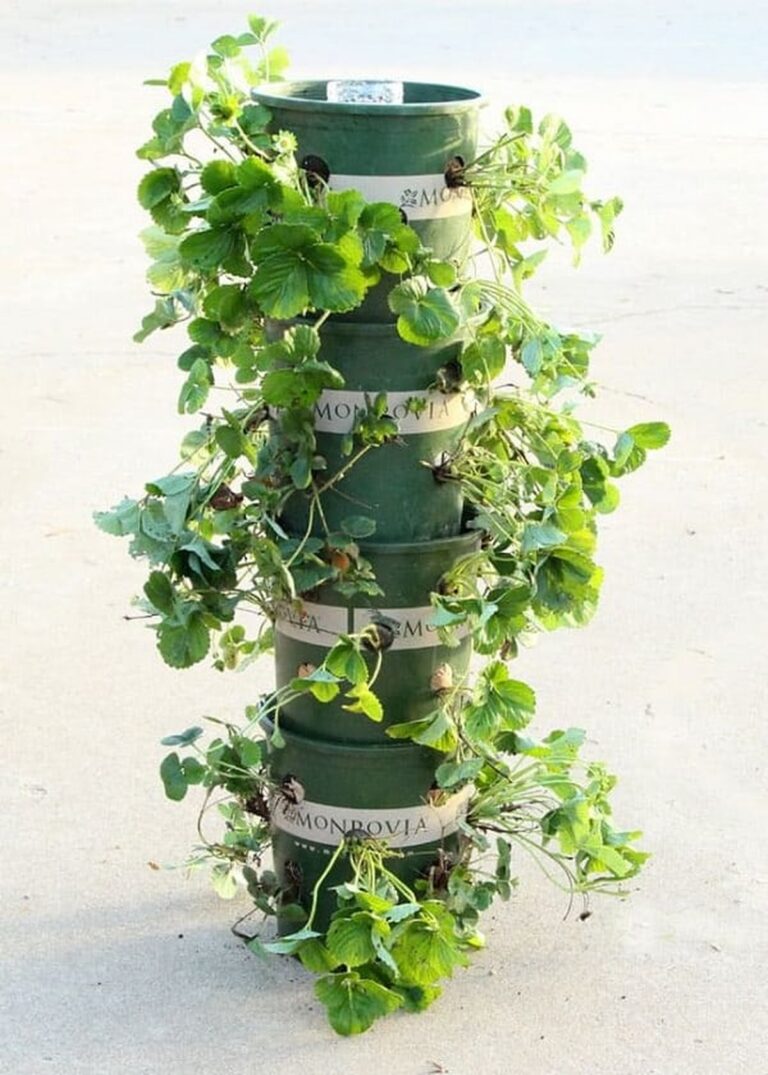 18 Charming DIY Stacked Pot Ideas for Garden Enthusiasts