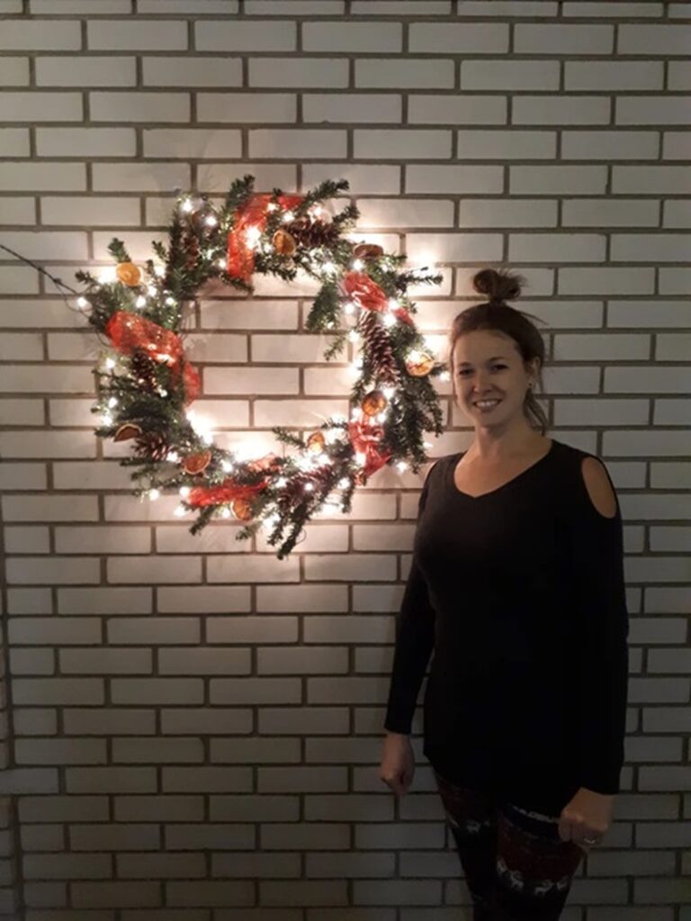 12 Brilliant Ways to Repurpose Your Dead Christmas Tree