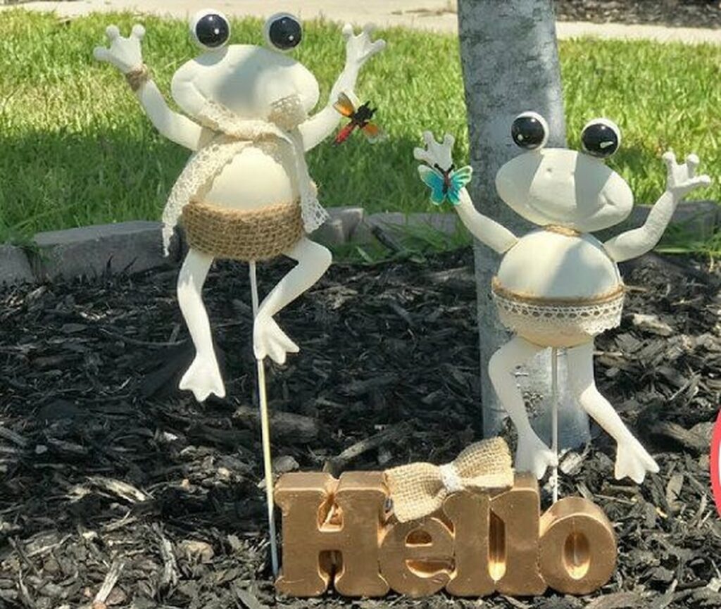 23 Amazing DIY Garden Stake Ideas That Spark Joy