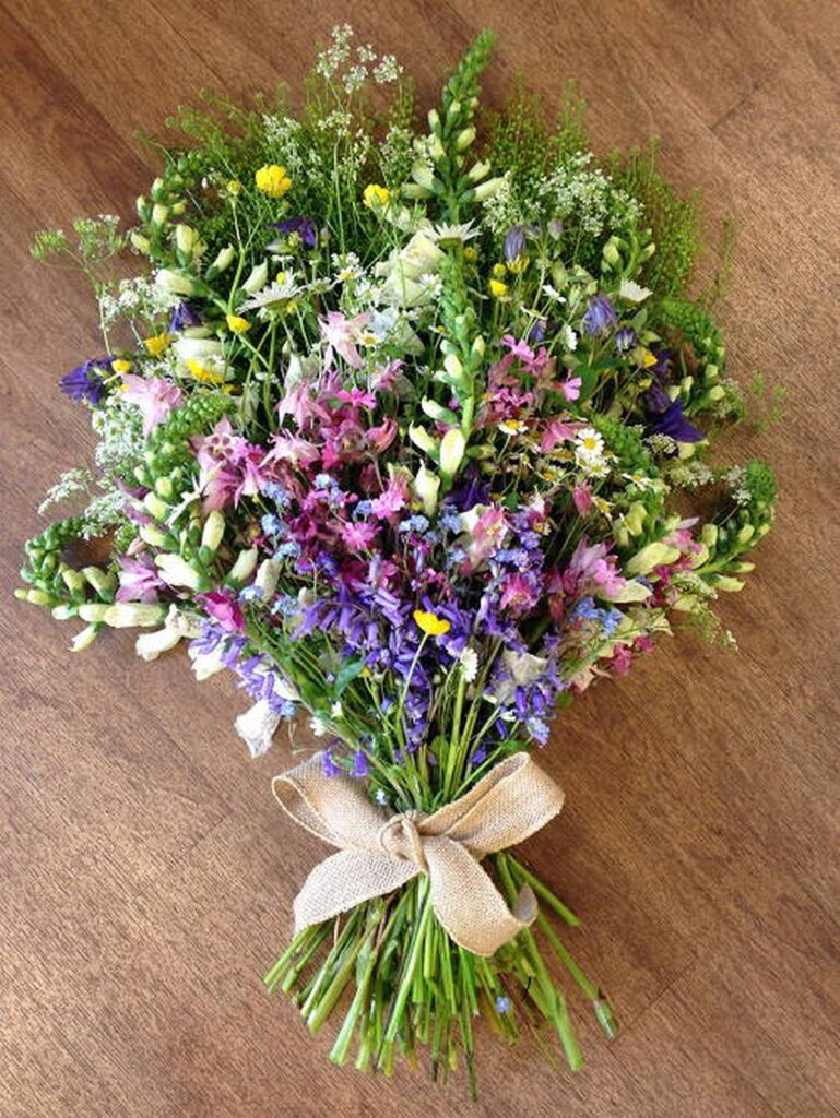 12 Beautiful Celebration of Life Flower Arrangements to Honor Memories