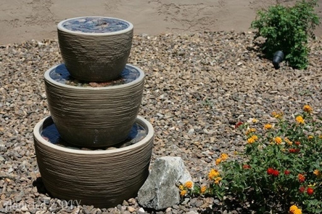 28 Stunning DIY Outdoor Water Fountain Ideas for Your Garden