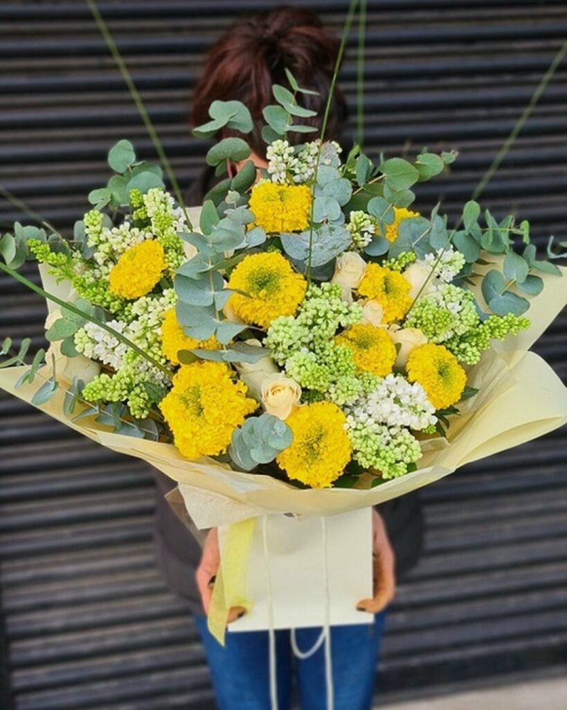 13 Beautiful Flowers that Represent Death: A Meaningful Journey