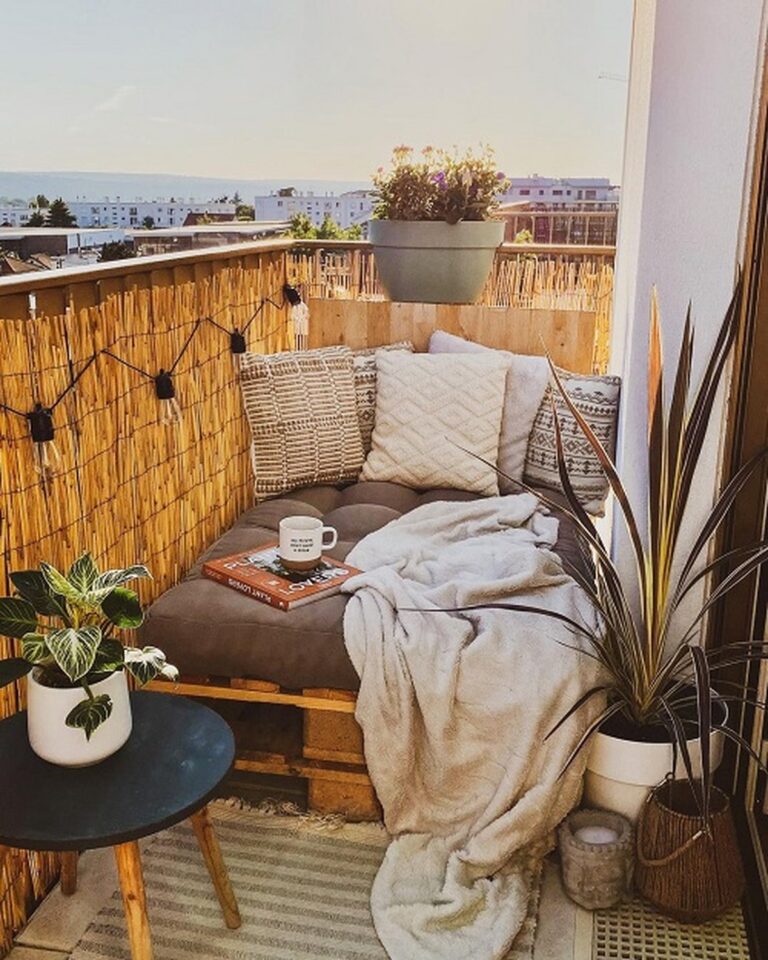 32 Clever Balcony Furniture Ideas For Cozy Outdoor Living