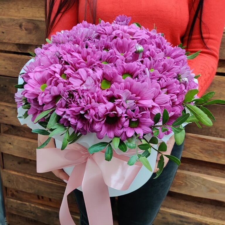 24 Gorgeous Flowers to Bring on Your First Date