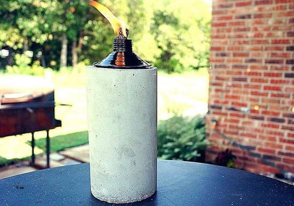 26 Incredible DIY Tiki Torch Ideas for Your Dreamy Outdoor Space