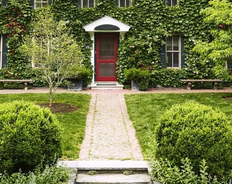 27 Stunning Landscaping Ideas for Front of House to Wow Neighbors