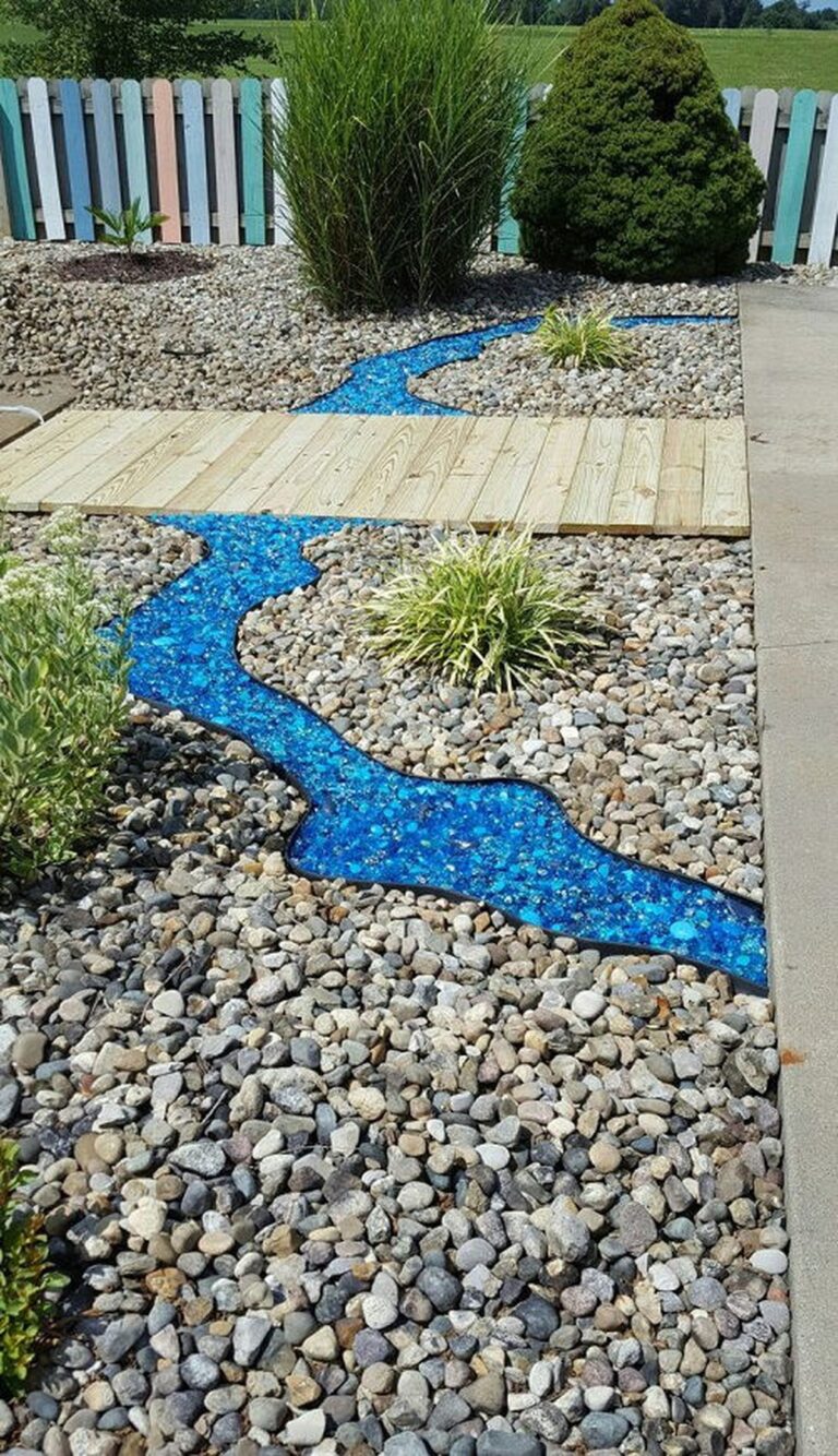 26 Stunning Front Yard River Rock Landscaping Ideas to Try