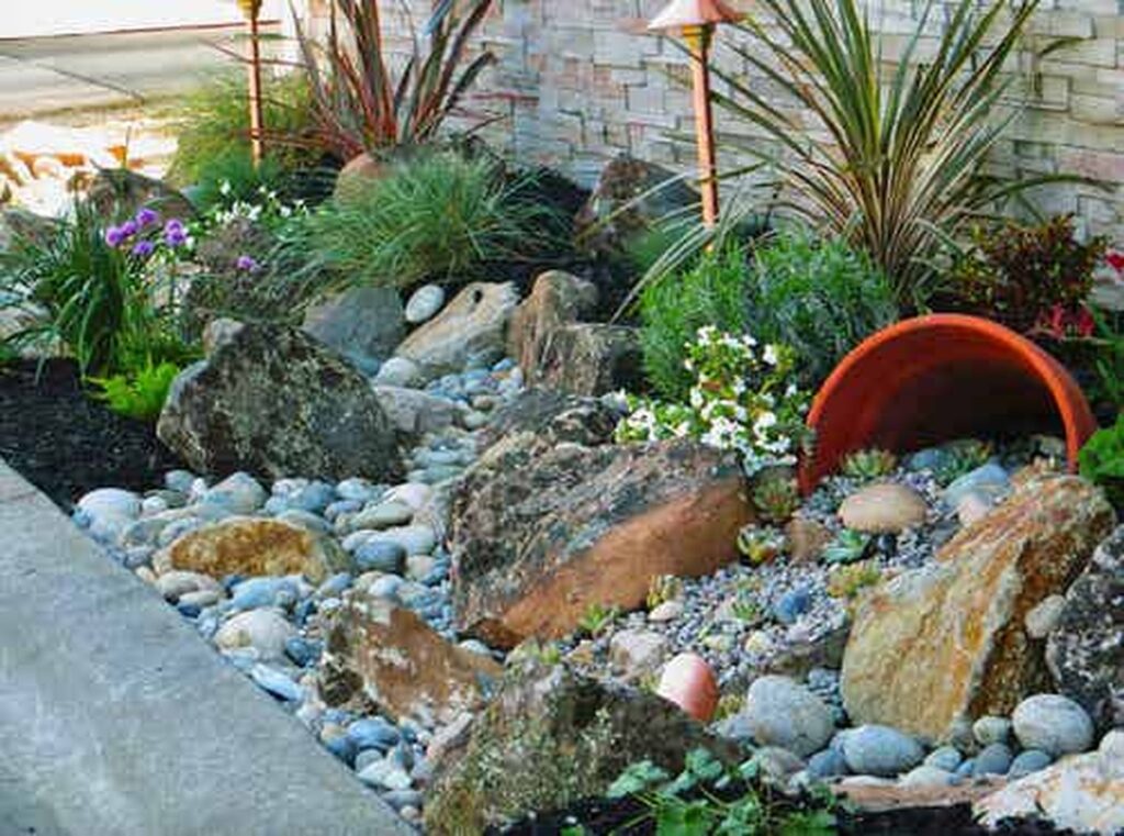 34 Stunning Landscaping Ideas with Rocks for a Dream Garden