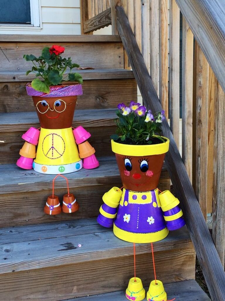 18 Charming DIY Stacked Pot Ideas for Garden Enthusiasts