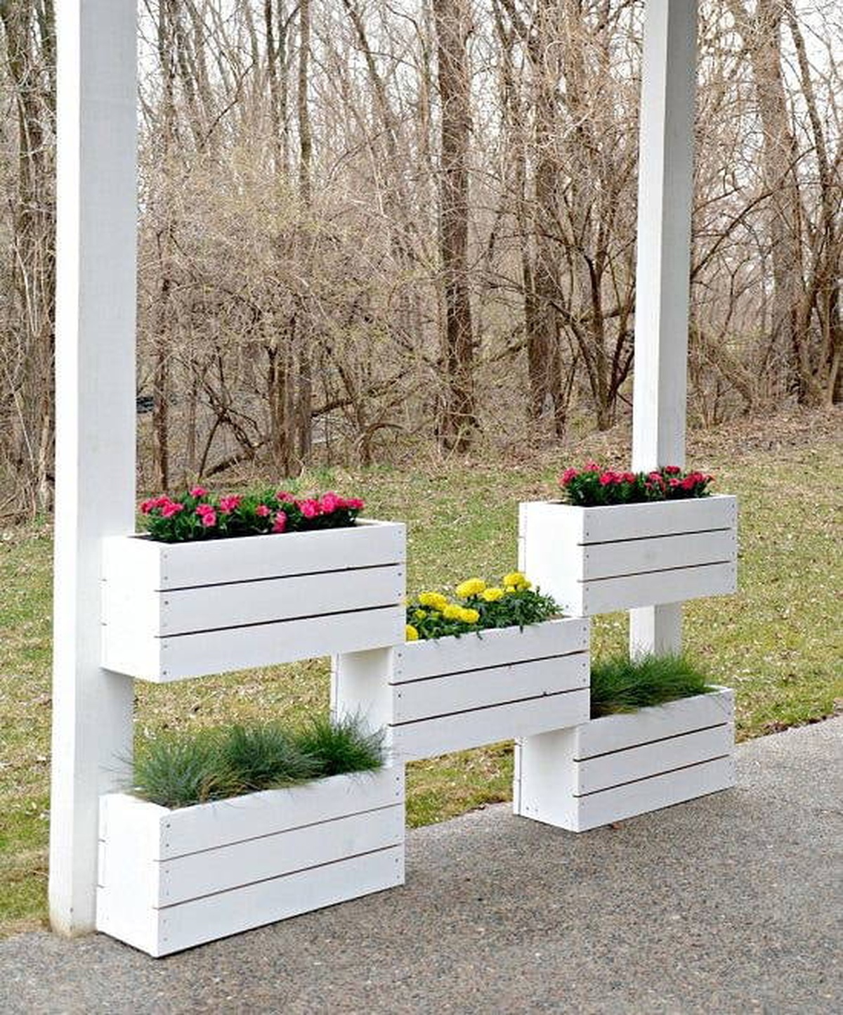 16 Creative DIY Vertical Garden Ideas to Brighten Your Space
