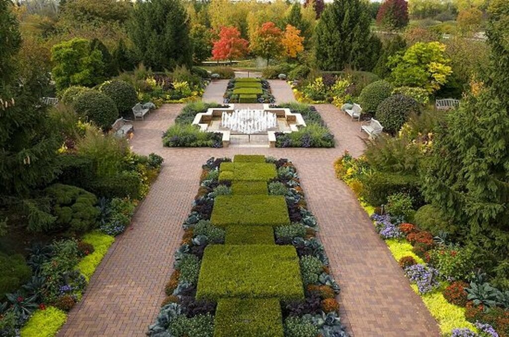 19 Breathtaking Botanical Gardens in the World to Explore