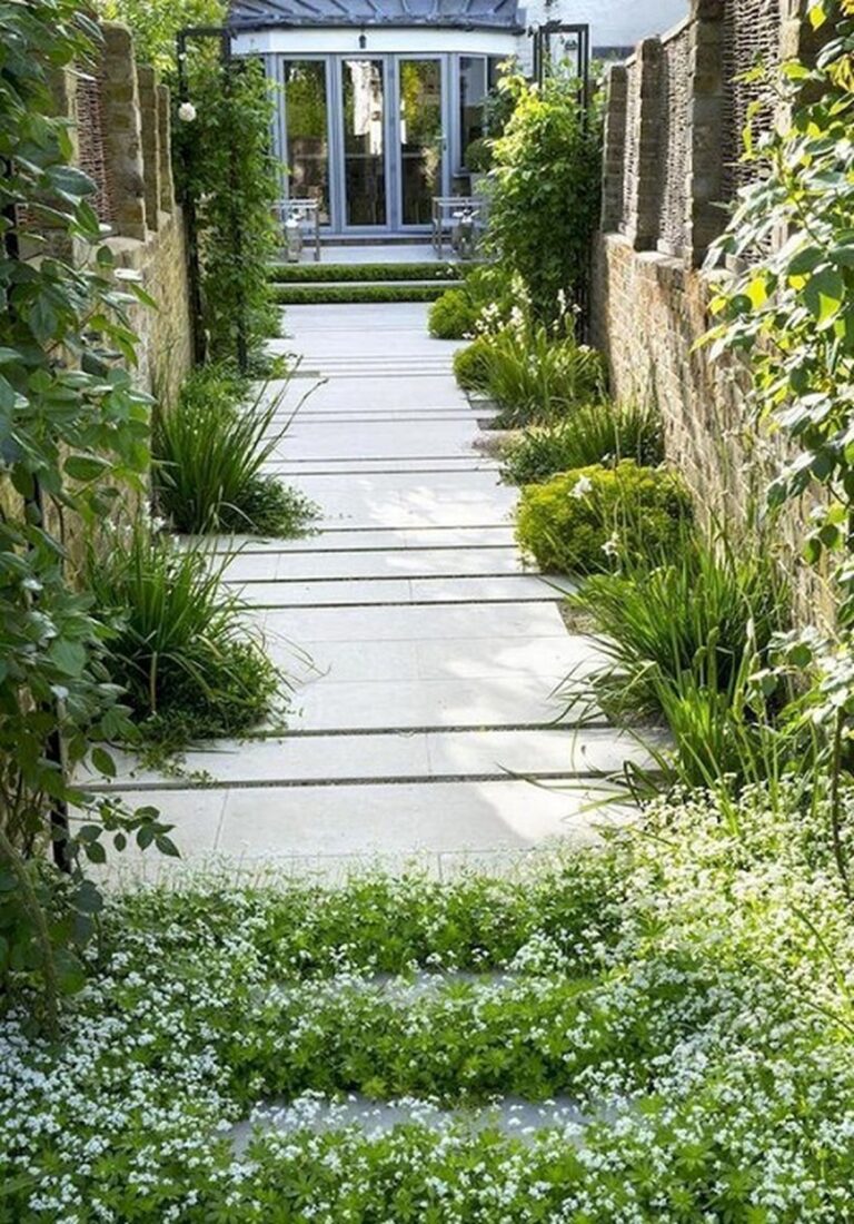 28 Gorgeous Side of the House Landscaping Ideas That Impress