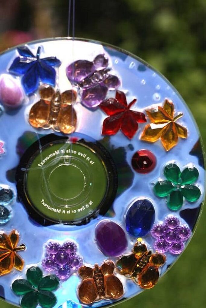 17 Clever DIY Uses for Old CDs in Garden - Breathe New Life Into Discs
