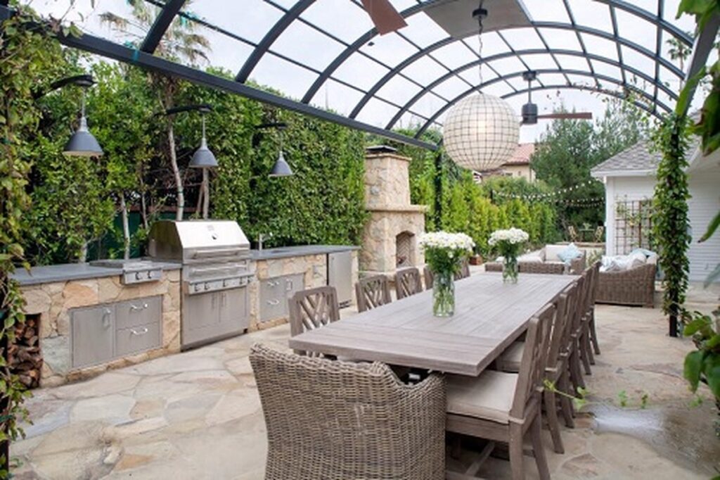 50 Stunning Big Outdoor Kitchen Ideas for Dreamy Backyard Cooking