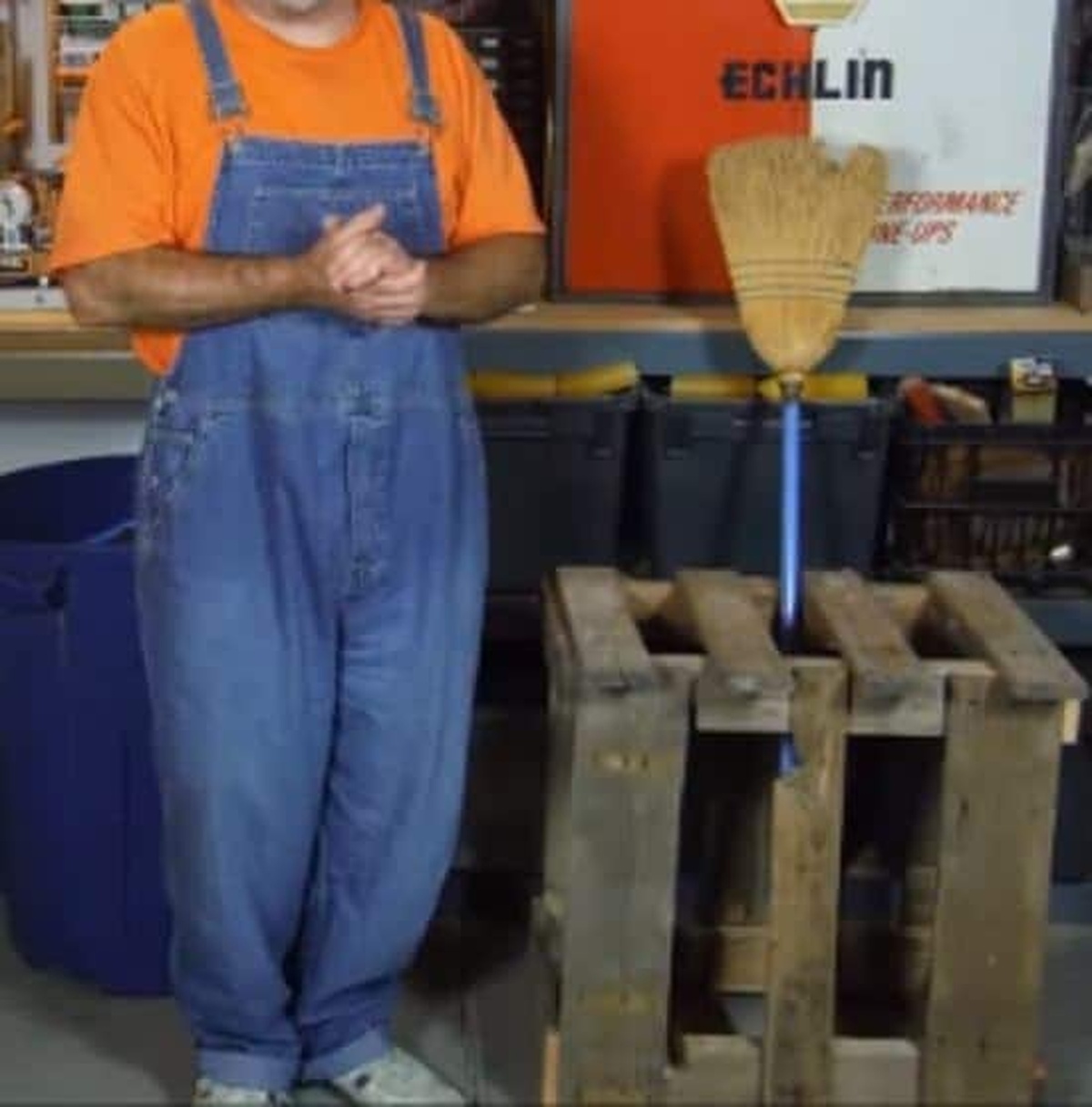 8 Cozy DIY Pallet Tool Organizer Projects For The Garden