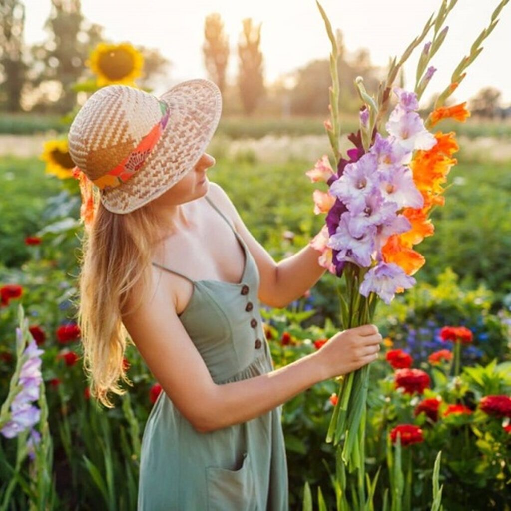 25 Powerful Flowers That Represent Strength - Nature's Warriors!