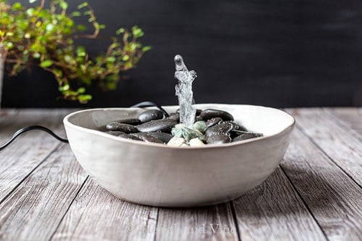 15 Charming DIY Rock and Stone Crafts for Homes Anyone Can Make