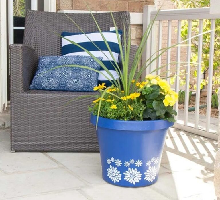 60 Creative DIY Pot Painting Ideas For The Garden to Try Today