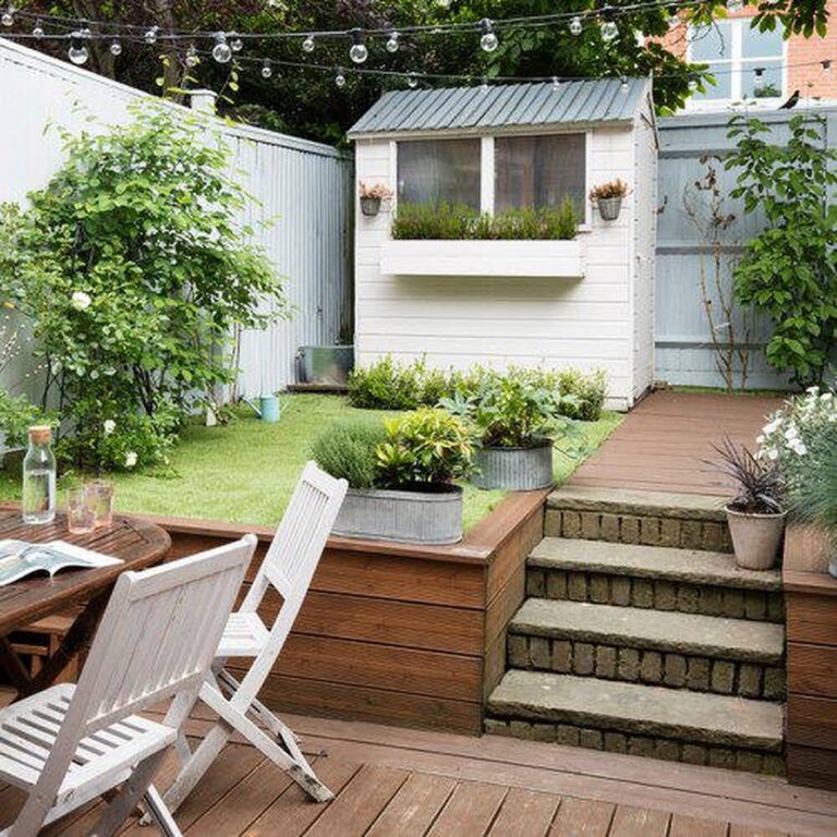 28 Amazing Ideas for Long and Narrow Gardens