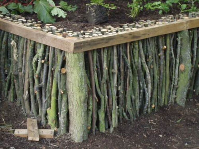 22 Charming DIY Garden Decor Ideas Using Tree Branches