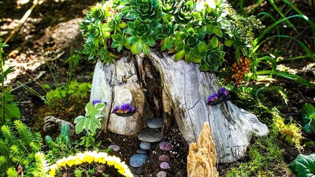 30 Brilliant Tree Stump Ideas for the Garden to Transform Your Space