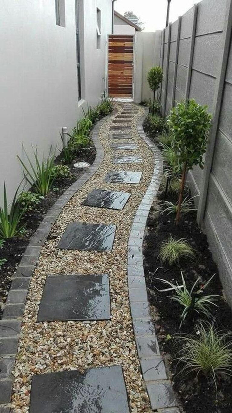 19 Charming Side Yard Decoration Ideas to Make