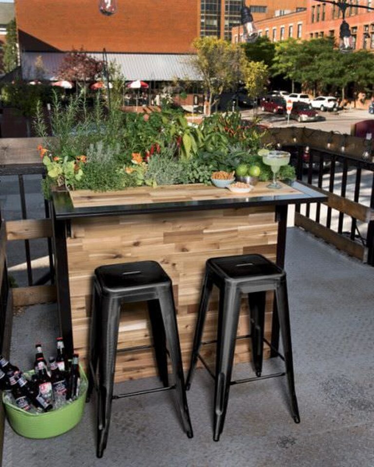 20 Stunning Outdoor Bar Ideas with Pictures to Inspire You