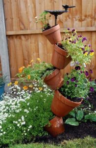 18 Charming DIY Stacked Pot Ideas for Garden Enthusiasts
