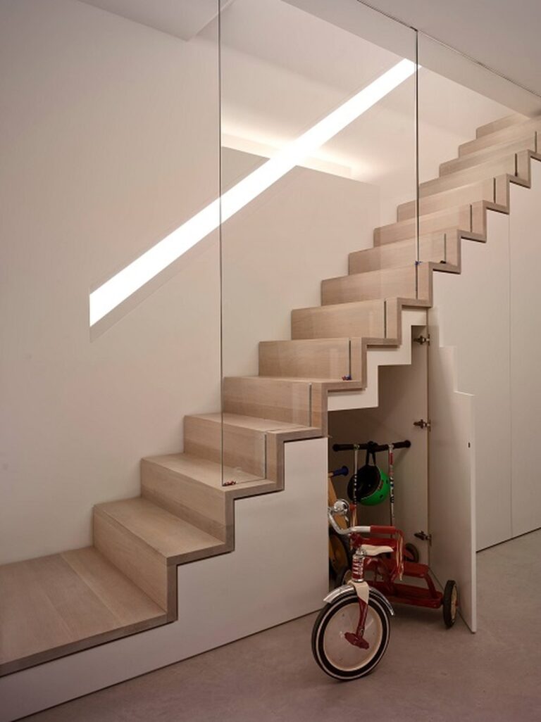 77 Smart Stair Ideas for Small Spaces to Try