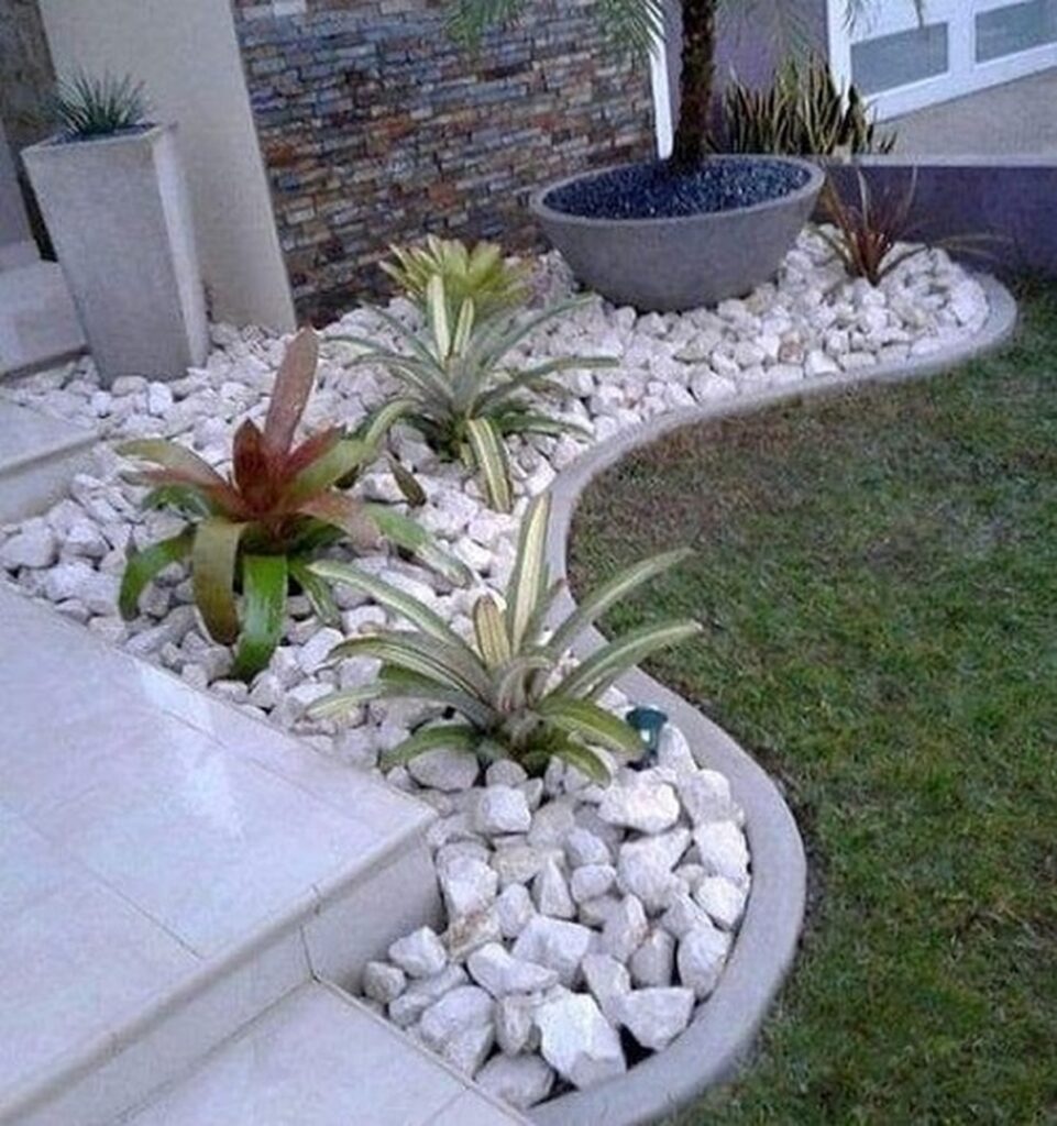 25 Perfect Gardens with White Rocks That Will Inspire You