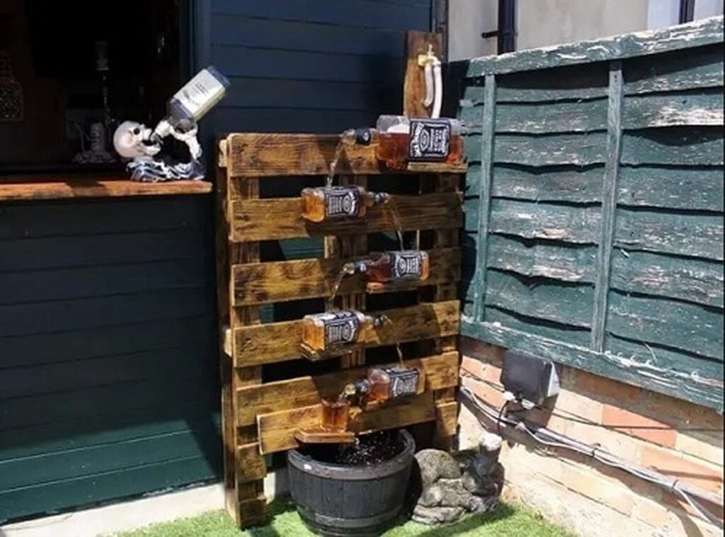 28 Stunning DIY Outdoor Water Fountain Ideas for Your Garden