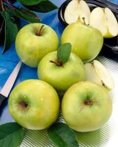 31 Delicious Green Apple Varieties to Taste This Season