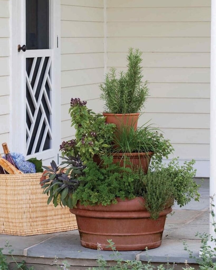 18 Charming DIY Stacked Pot Ideas for Garden Enthusiasts