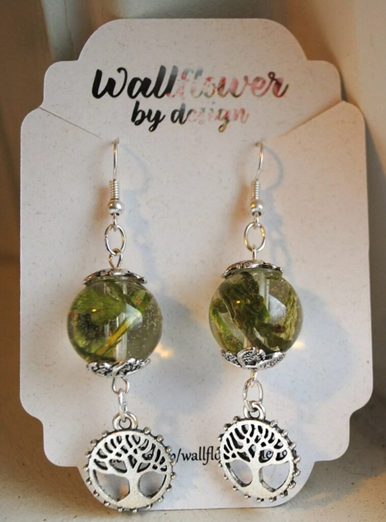 25 Charming DIY Jewelry with Plant Ideas Anyone Can Create