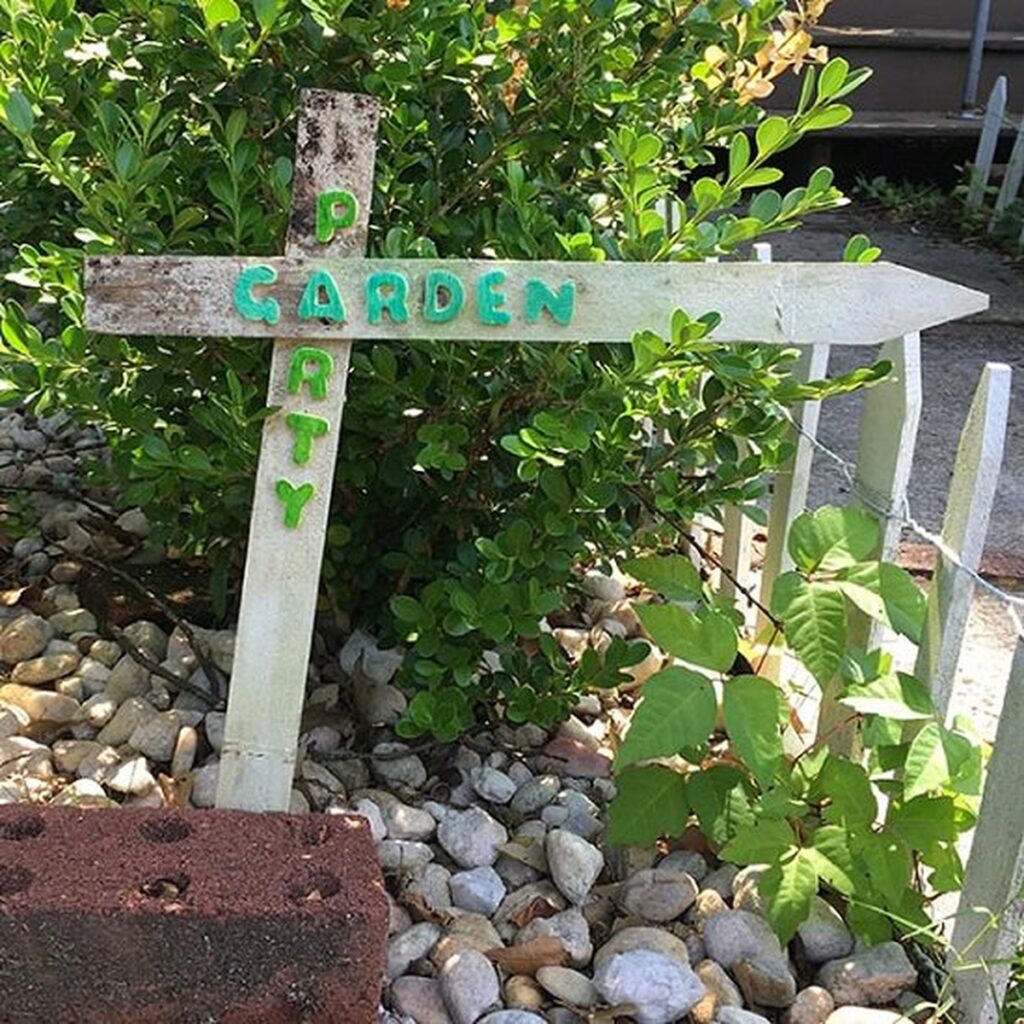 23 Amazing DIY Garden Stake Ideas That Spark Joy