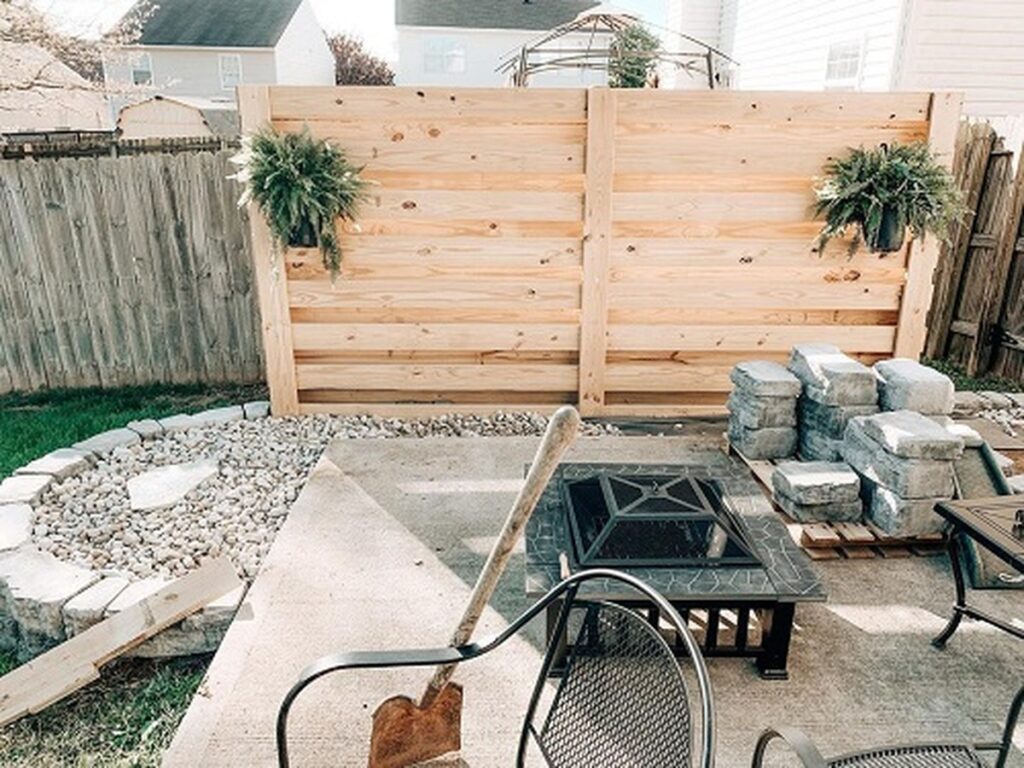 69 Stunning Privacy Fence Ideas to Transform Your Backyard Oasis