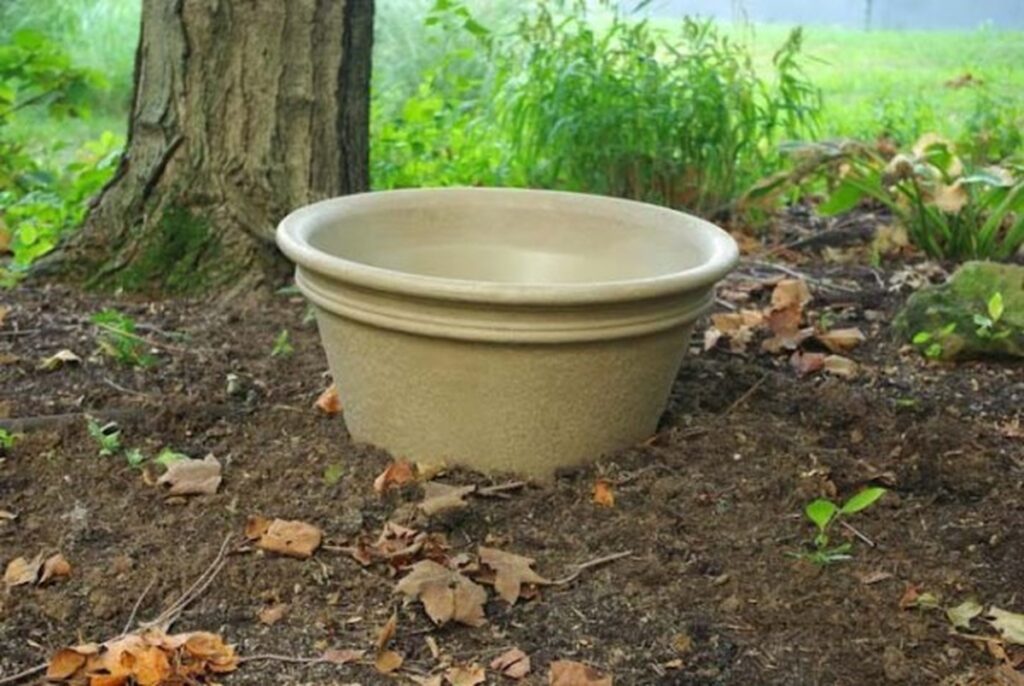 18 Incredible Broken Pot Ideas For Garden That Enchant