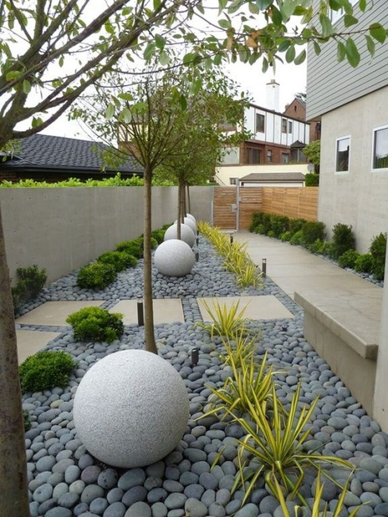 28 Gorgeous Side of the House Landscaping Ideas That Impress
