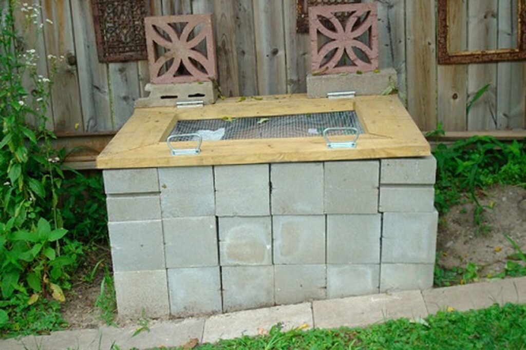 44 Clever DIY Compost Bin Ideas For Gardeners To Try