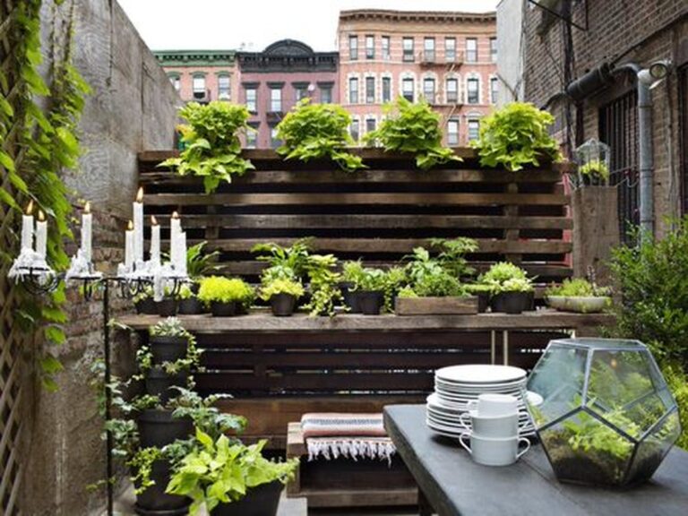 81 Cozy Small City Garden Ideas to Transform Urban Spaces