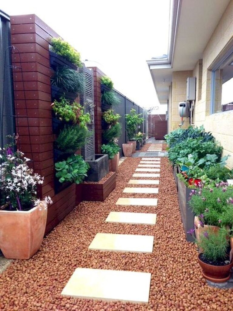 28 Gorgeous Side of the House Landscaping Ideas That Impress